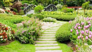 Common Landscape Design Styles & How To Achieve Them | Cedreo